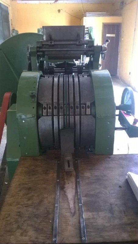 WINDMÖLLER & HÖLSCHER MATADOR 26 Paper flat satchel making machine ...