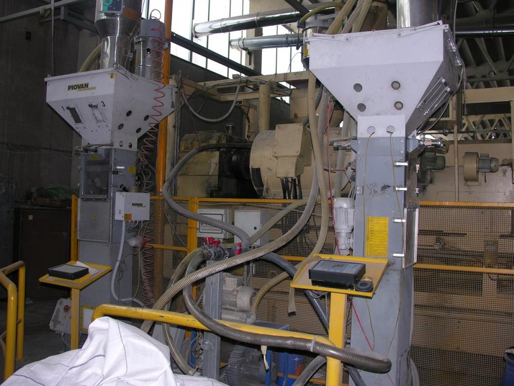 ROTOMEC DOLCI Extrusion lamination machine // Extrusion lamination ...