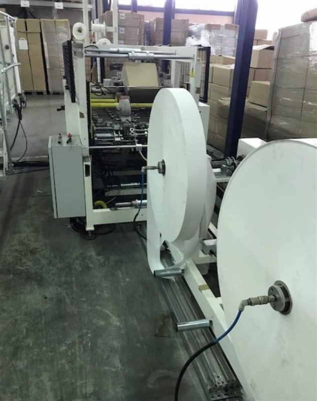 WINDMÖLLER & HÖLSCHER TRIUMPH 3C SOS square bottom bag making machine ...