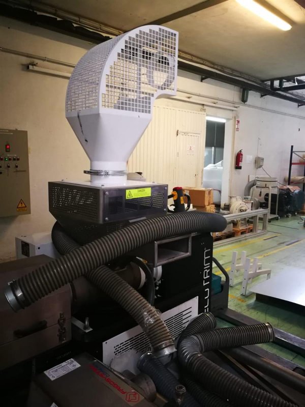 MACCHI RECOTRIM Machines d'occasion pour le recyclage de plastic // Regranulators // Film ...