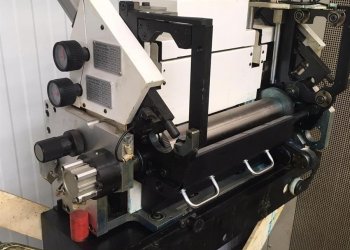 OMET FLEXY 330 narrow web flexo printing machine // Flexo label press ...